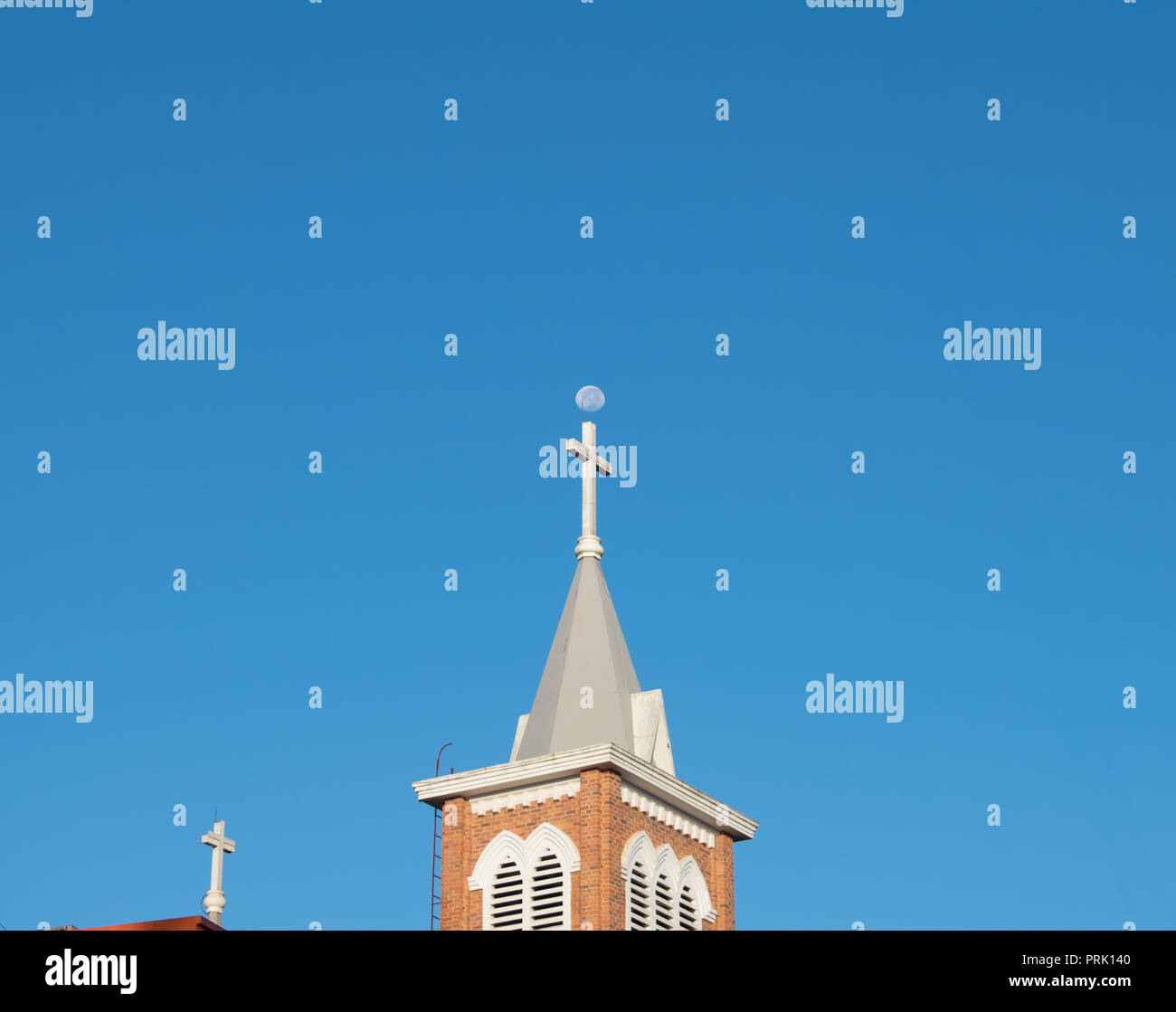 Religion landmark church sky hi-res stock photography and images - Alamy