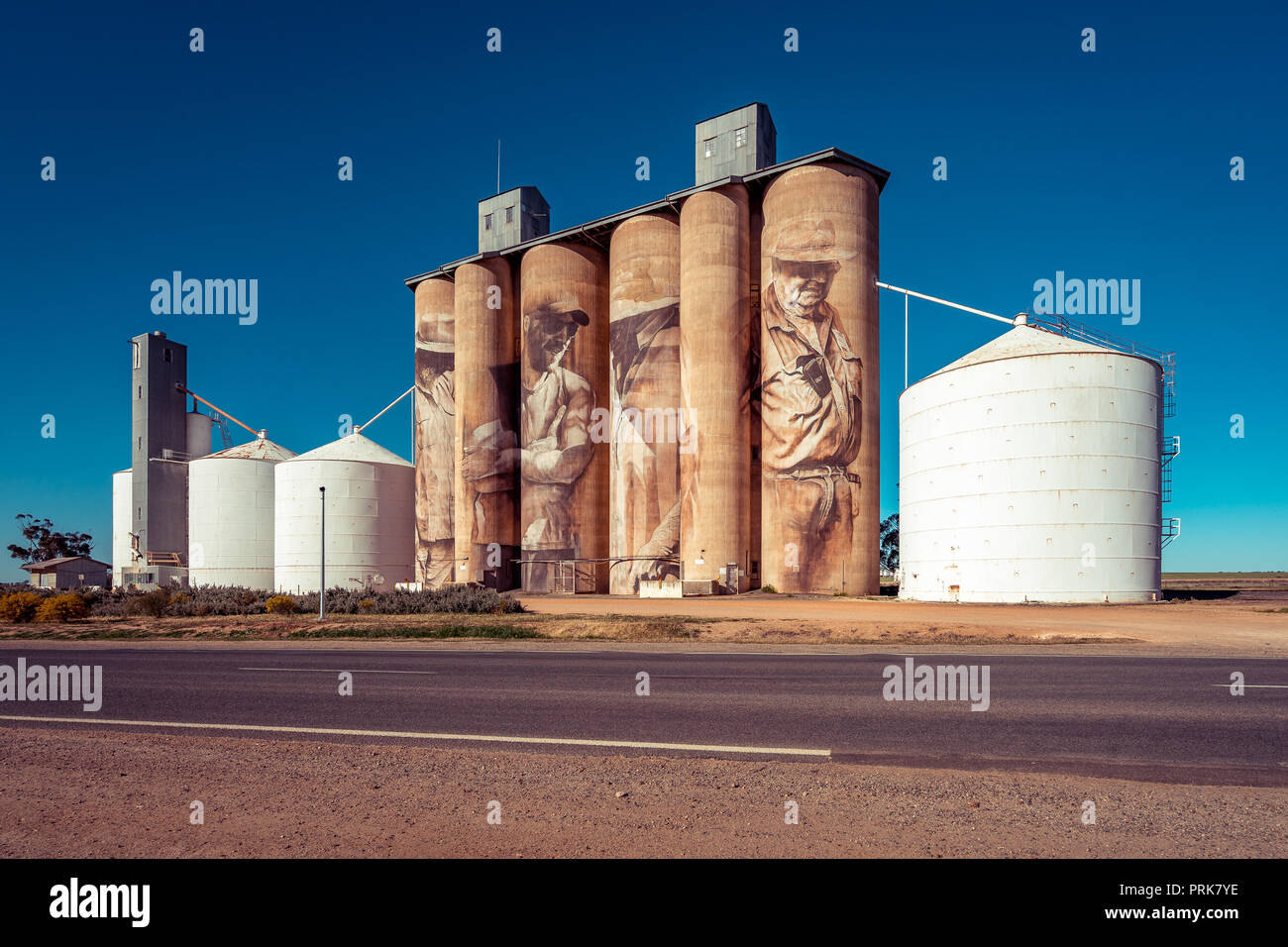 Brim Silo Art in rural Victoria, Australia Stock Photo - Alamy
