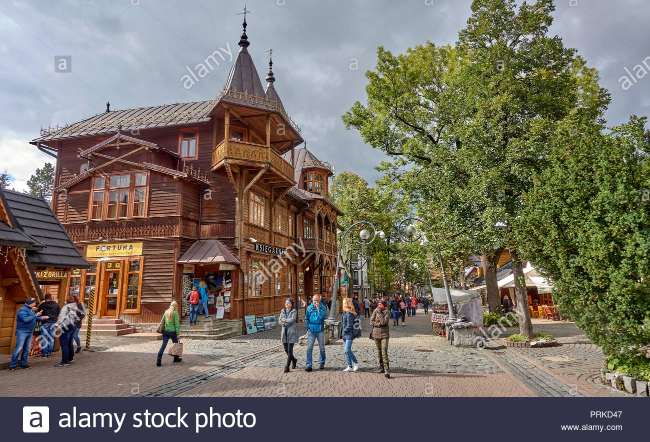 Krupowki Street In Zakopane Stock Photos & Krupowki Street In Zakopane ...