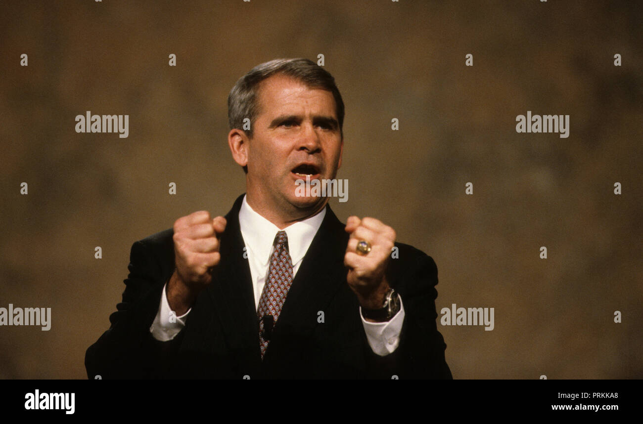 Oliver north hi-res stock photography and images - Alamy
