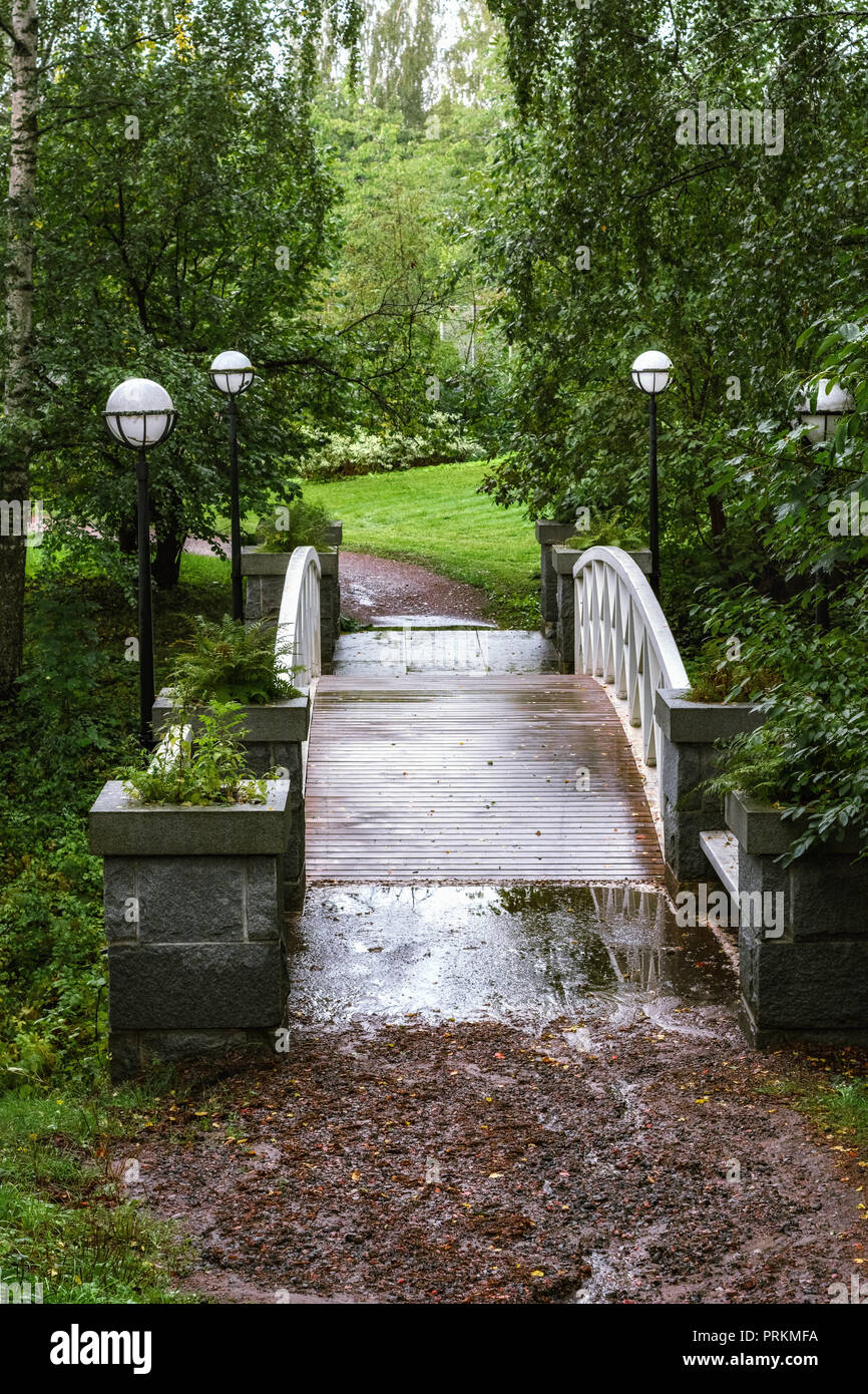 Brown street pedestrian bridge hi-res stock photography and images - Alamy