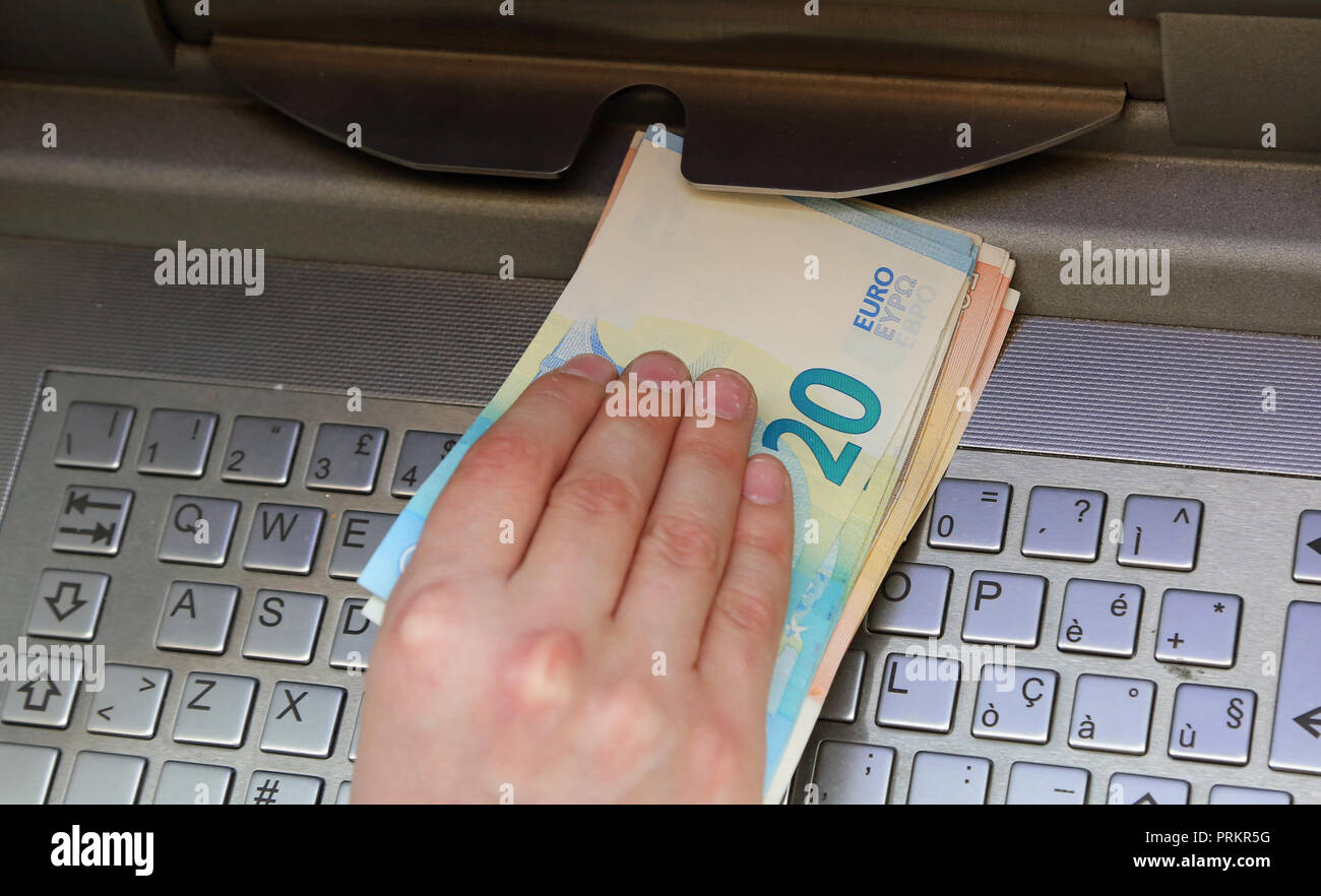 Atm europa hi-res stock photography and images - Alamy