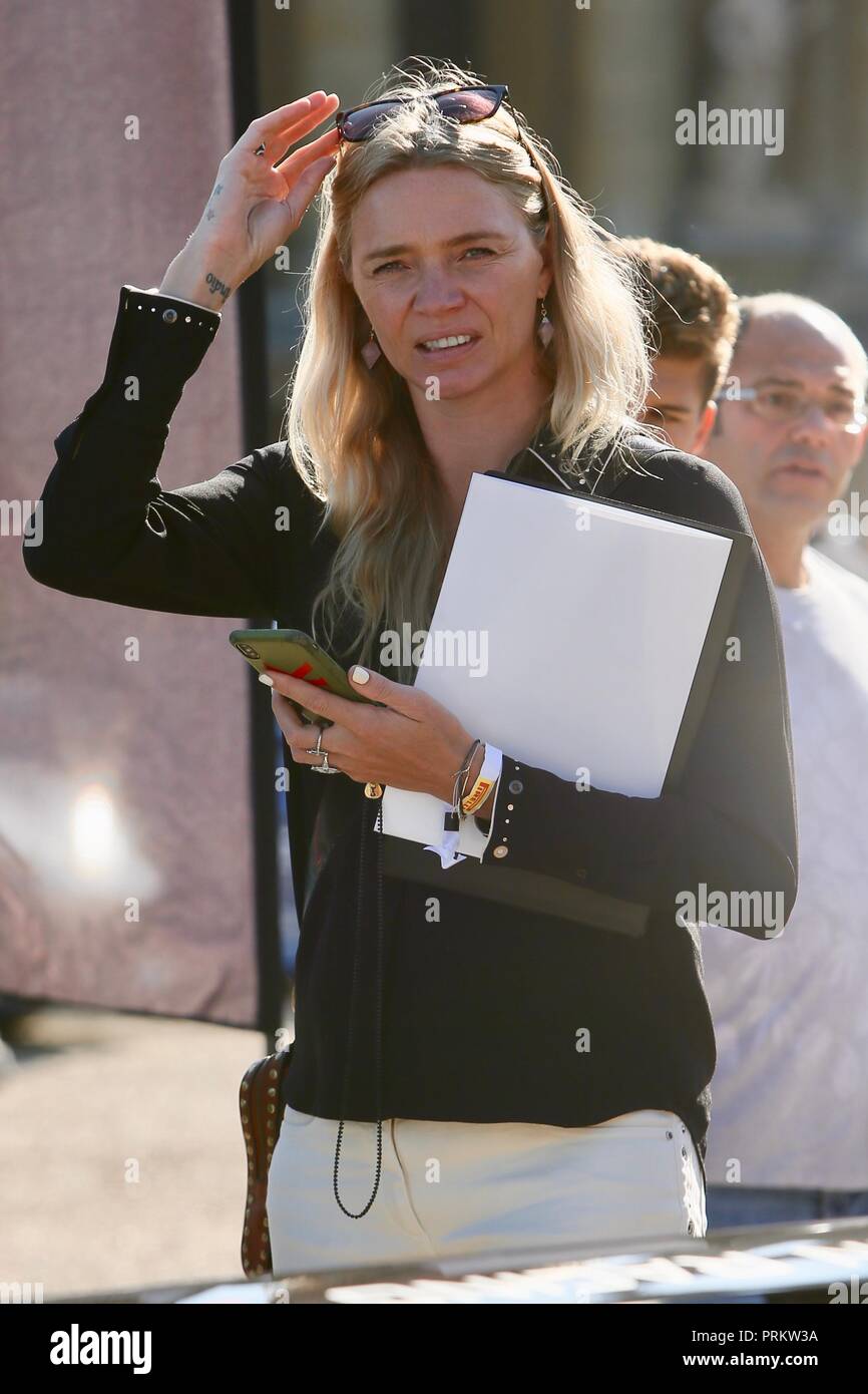 Jodie Kidd seen at Blenheim Palace Classic and Supercar show judging ...