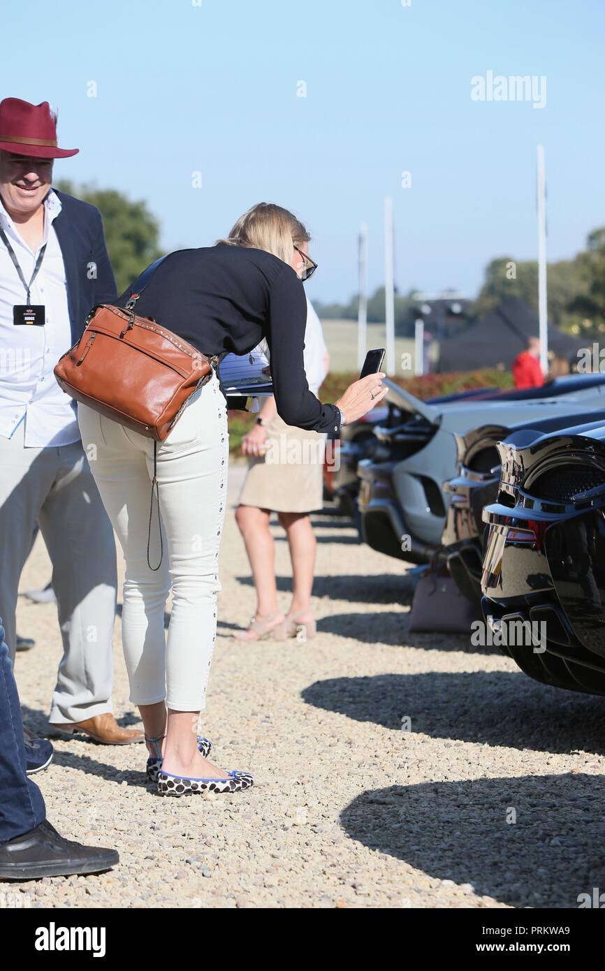 Jodie Kidd seen at Blenheim Palace Classic and Supercar show judging ...
