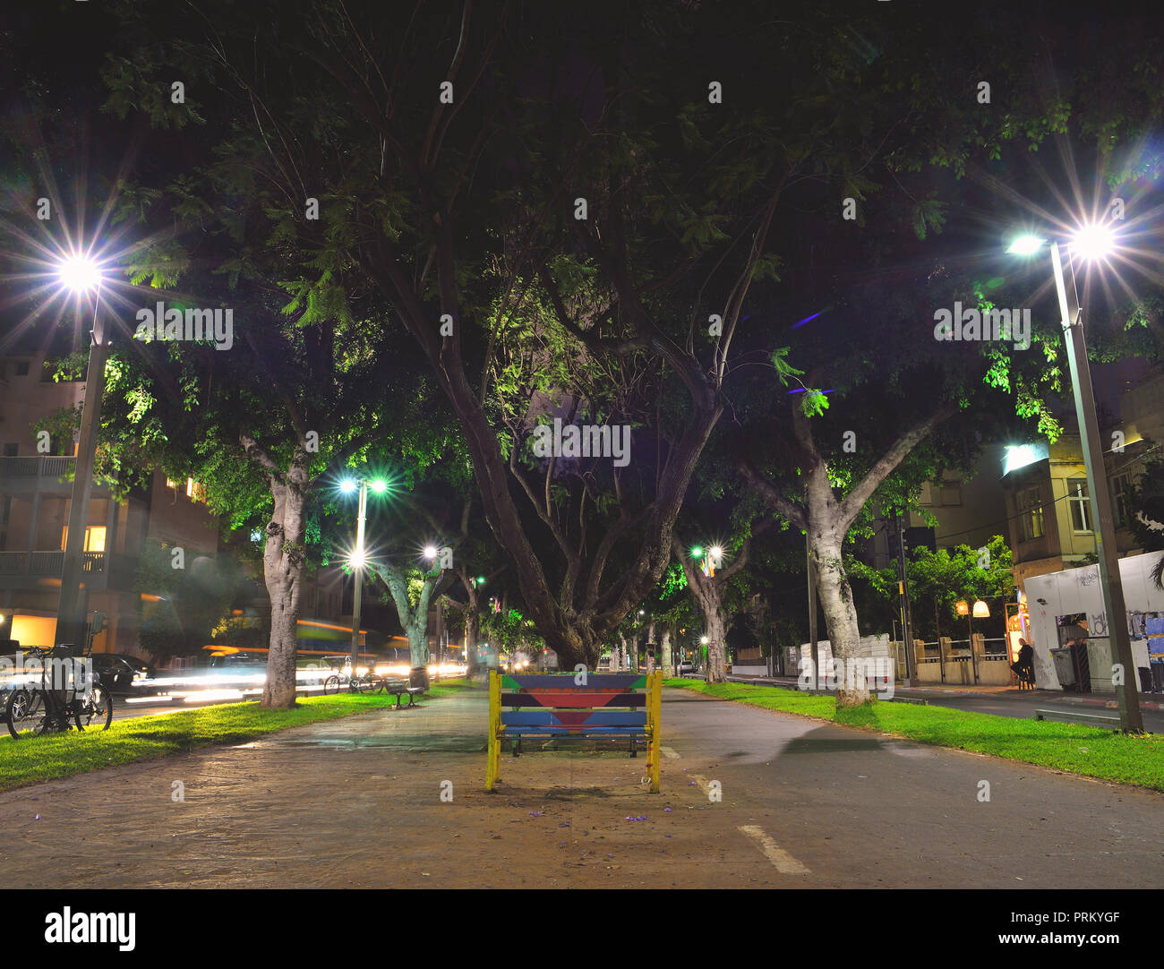 bench in city Stock Photo - Alamy