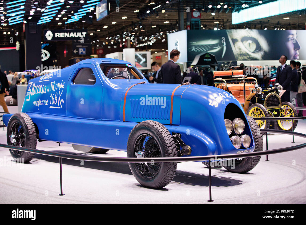 Car exposition hi-res stock photography and images - Alamy