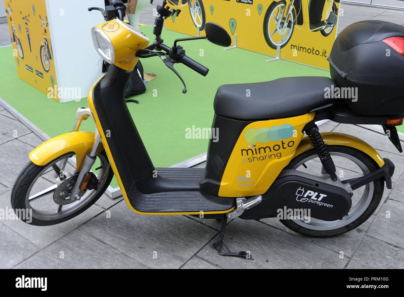 Milan (Italy), the first international meeting of electric vehicles "E ...