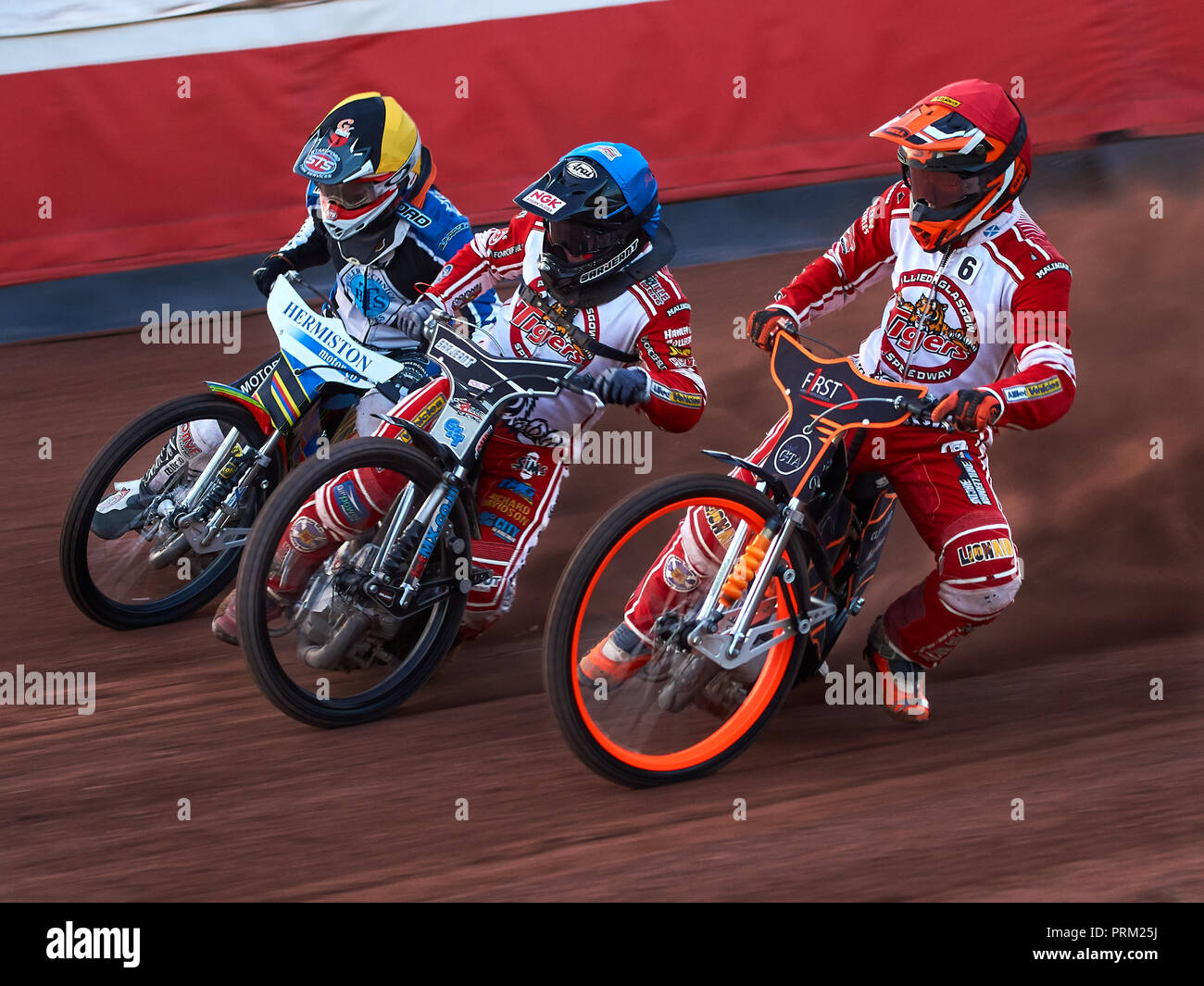 Speedway match between Glasgow Tigers and Newcastle Diamonds on a race ...