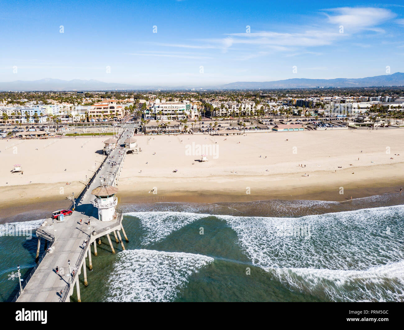 Elevated view of the beach and pier Huntington Beach, Orange County ...