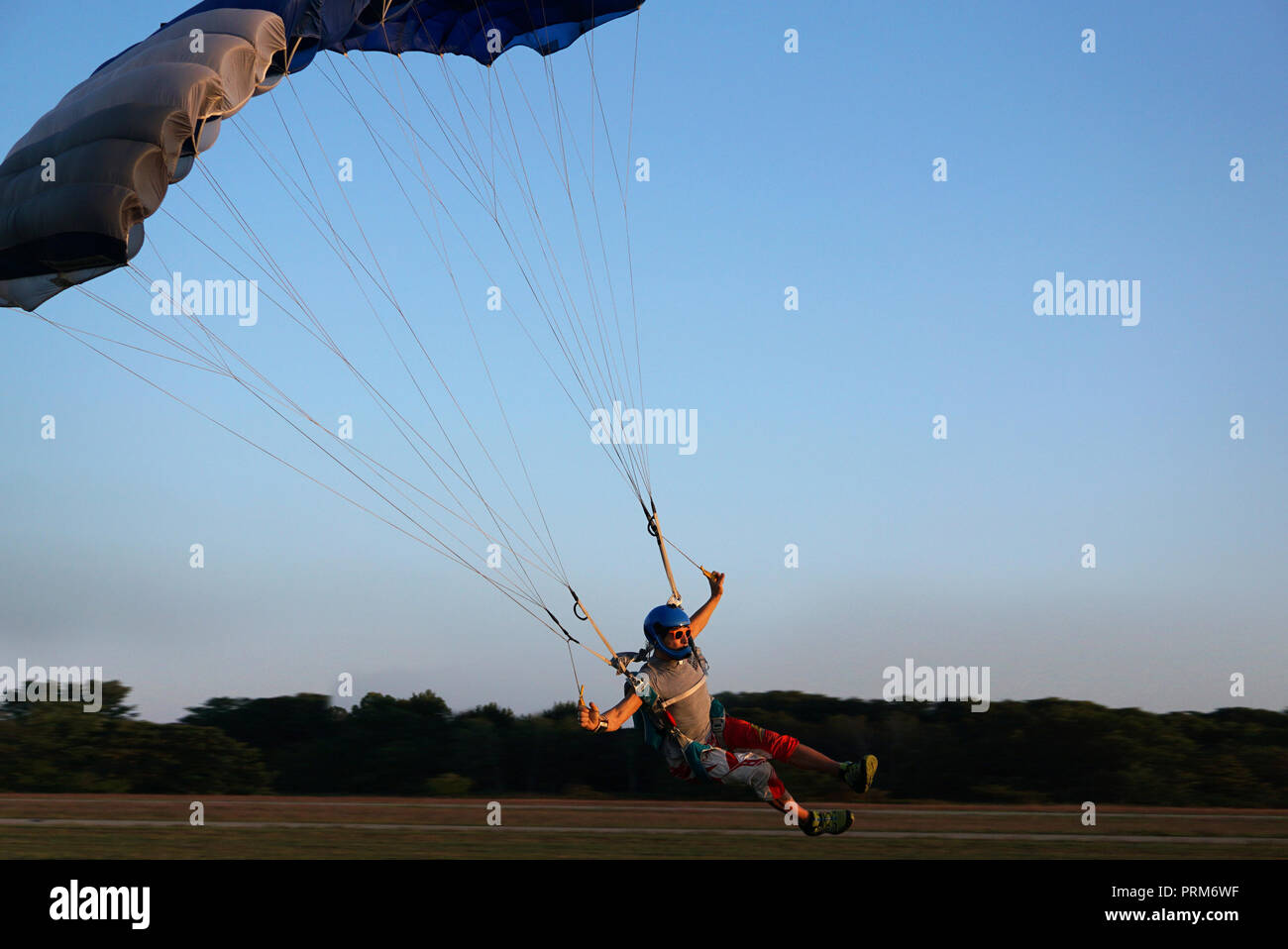 Canopy piloting hi-res stock photography and images - Alamy