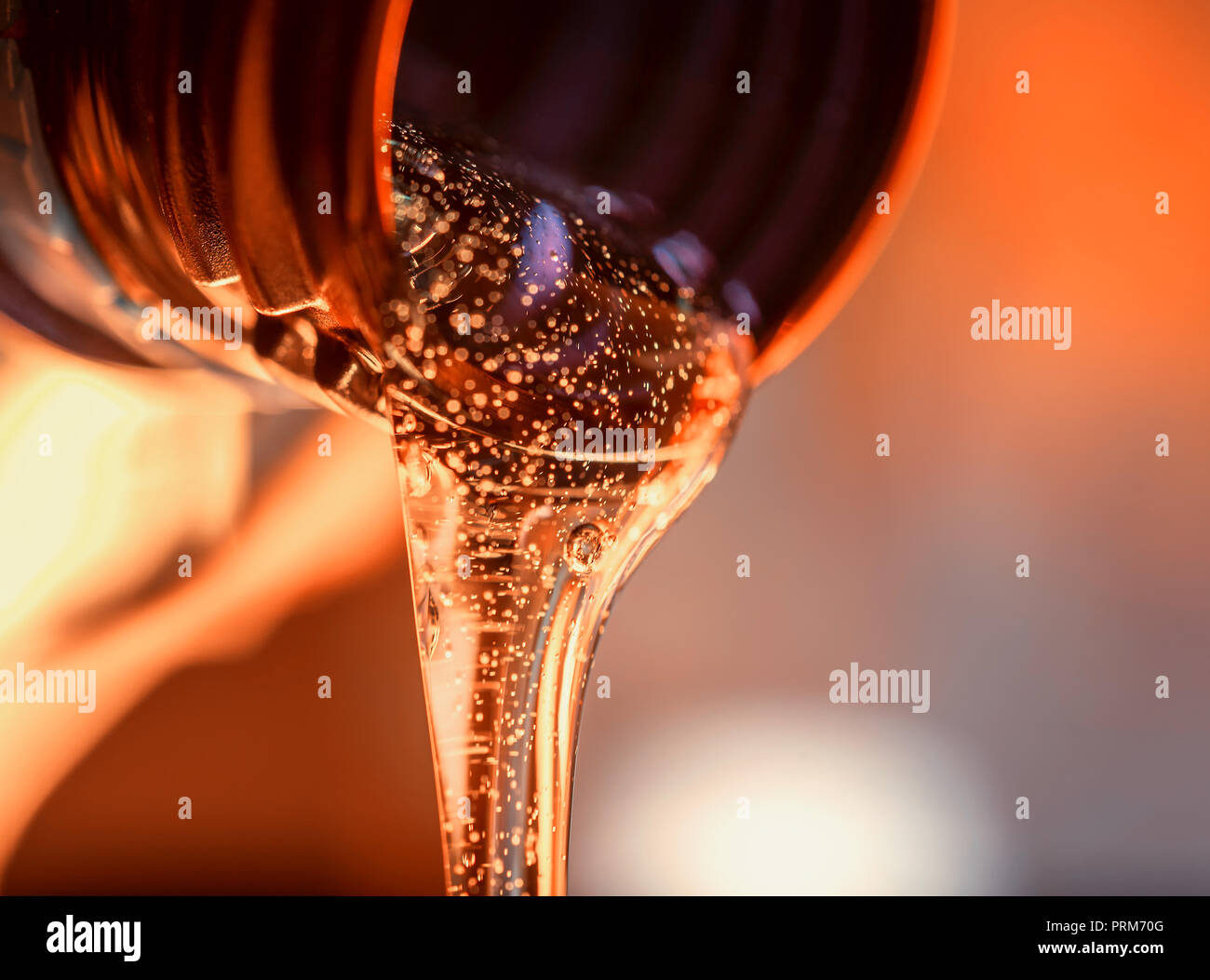 Oil flow hi-res stock photography and images - Alamy