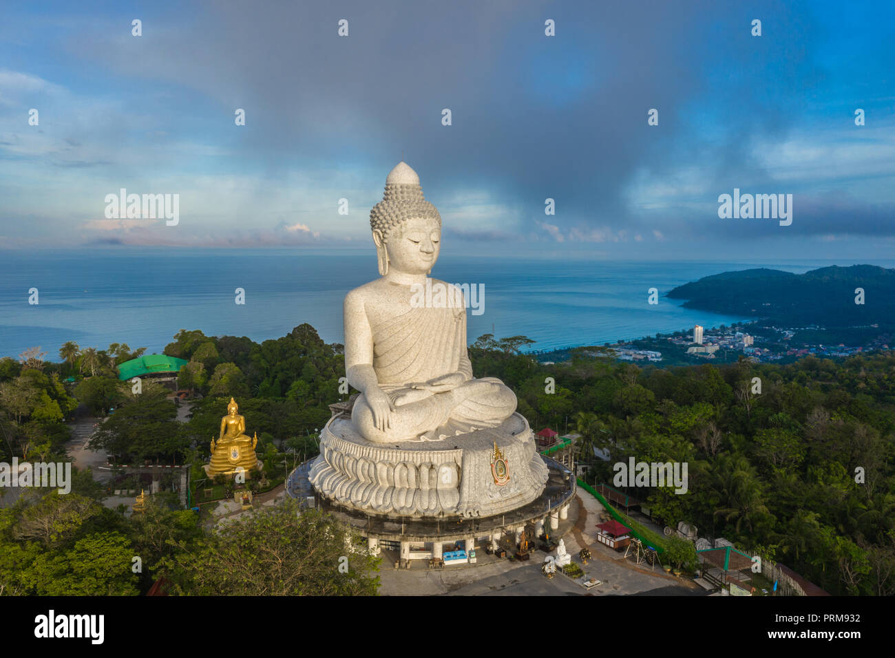 aerial photography scenery blue sky and blue ocean behind Phuket white ...