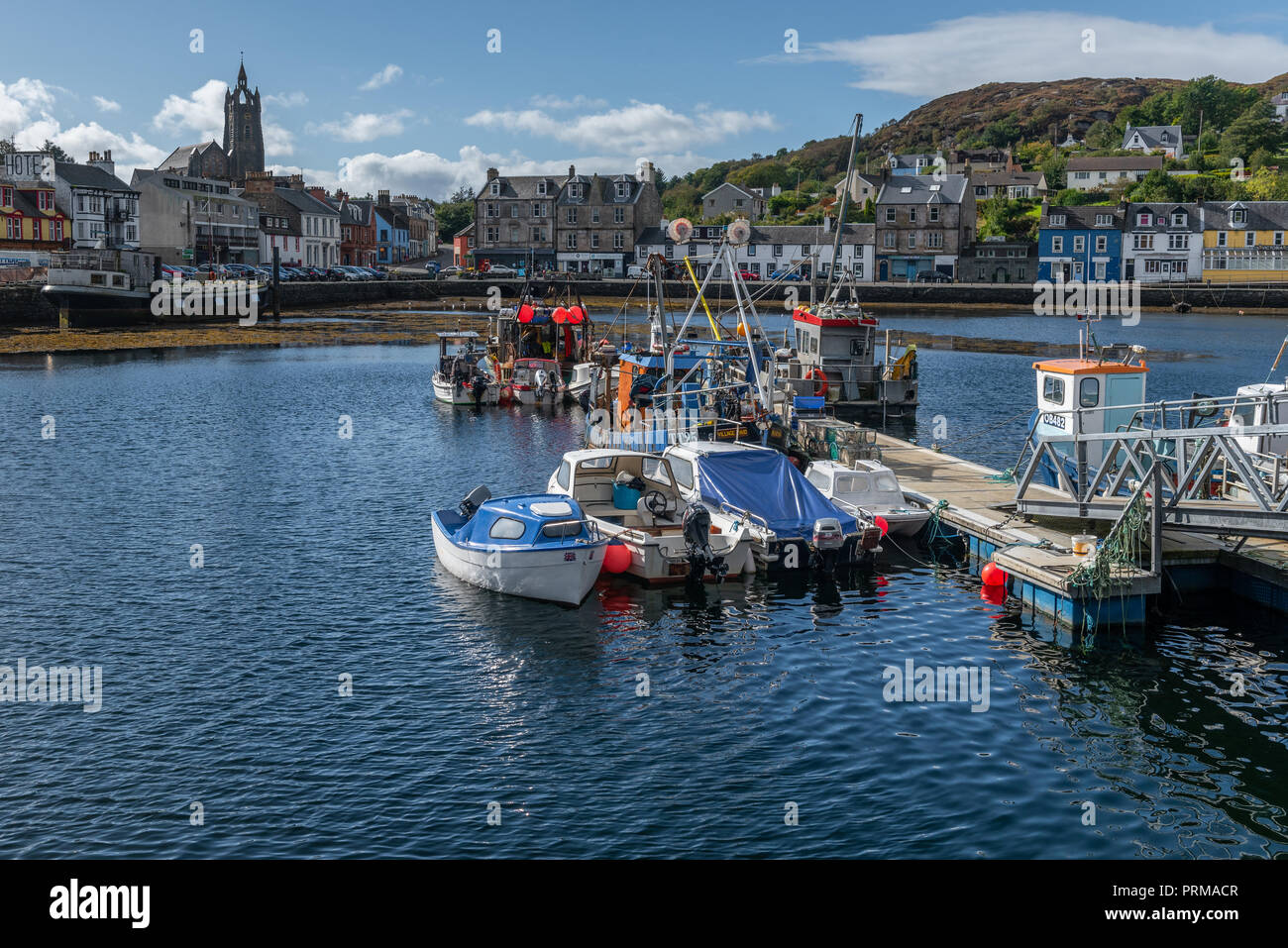 Tarbert kintyre hi-res stock photography and images - Alamy