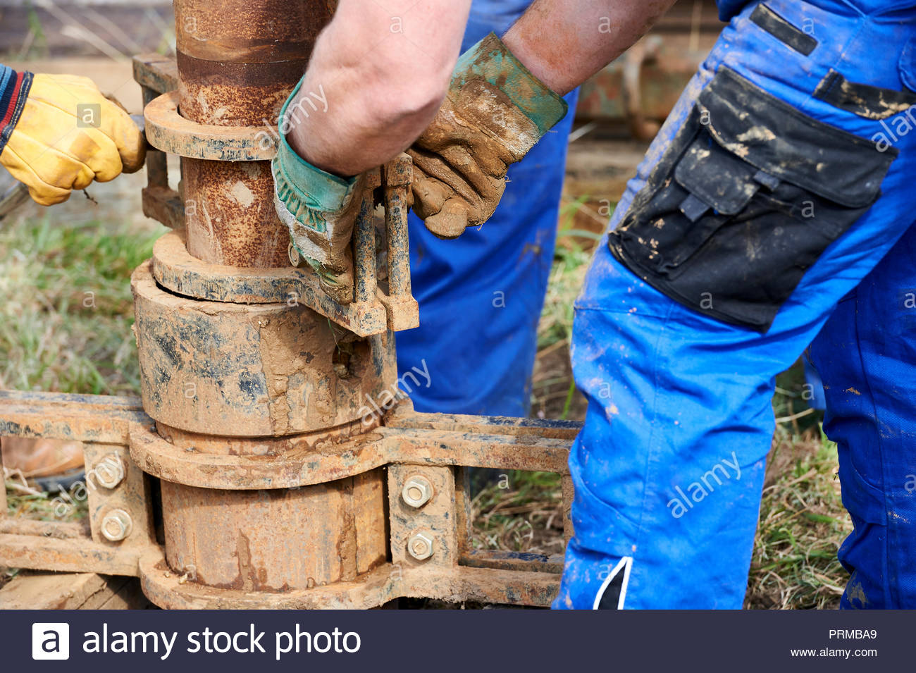 Drilling Engineers High Resolution Stock Photography and Images - Alamy