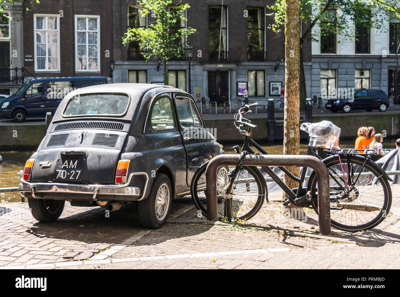Abandoned fiat hi-res stock photography and images - Alamy