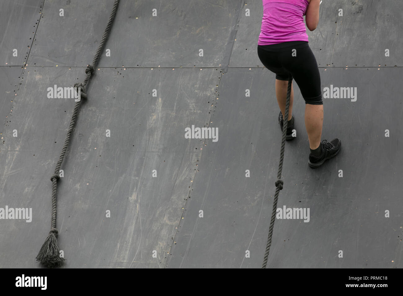 Obstacle course rope pull hi-res stock photography and images - Alamy