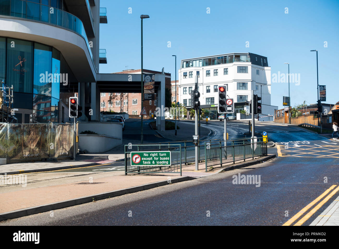 Coastal town street hi-res stock photography and images - Alamy