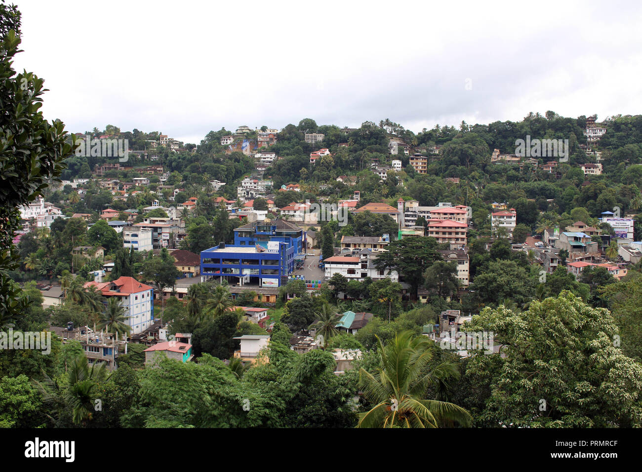 Sri lanka kandy bus station hi-res stock photography and images - Alamy