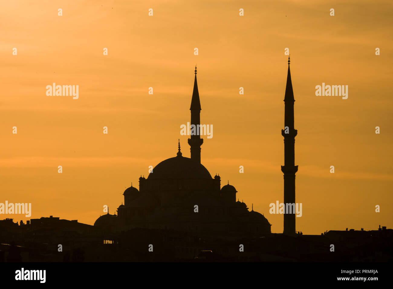 Mosque at sunset in Istanbul, Turkey Stock Photo - Alamy