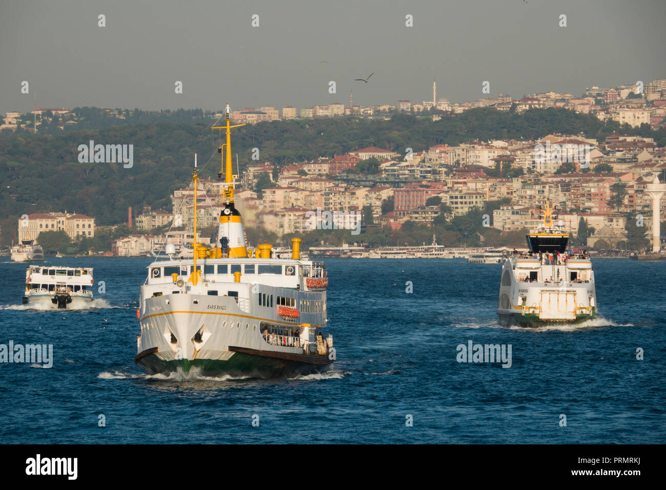 Passenger ferries hi-res stock photography and images - Alamy