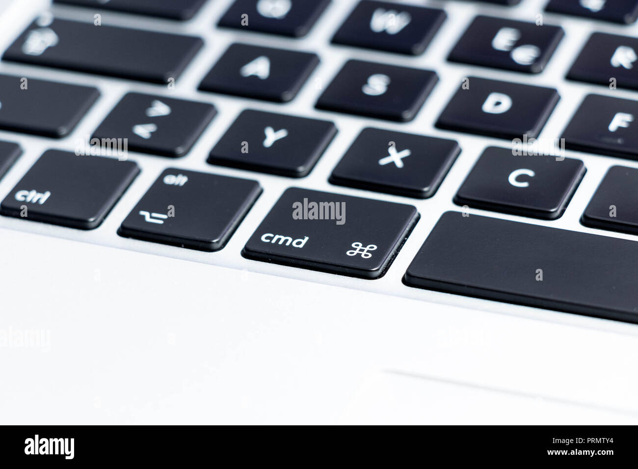 Macbook pro pc apple hi-res stock photography and images - Alamy
