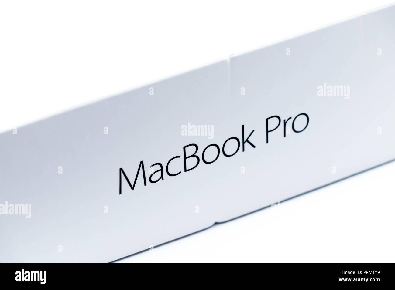 Apple mac box hi-res stock photography and images - Alamy