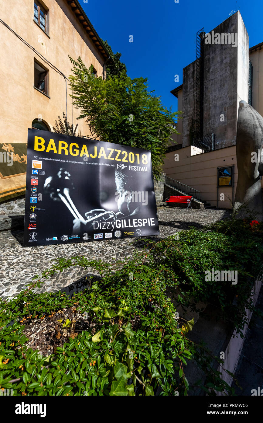 Medieval hilltop town of Barga, Italy Stock Photo - Alamy