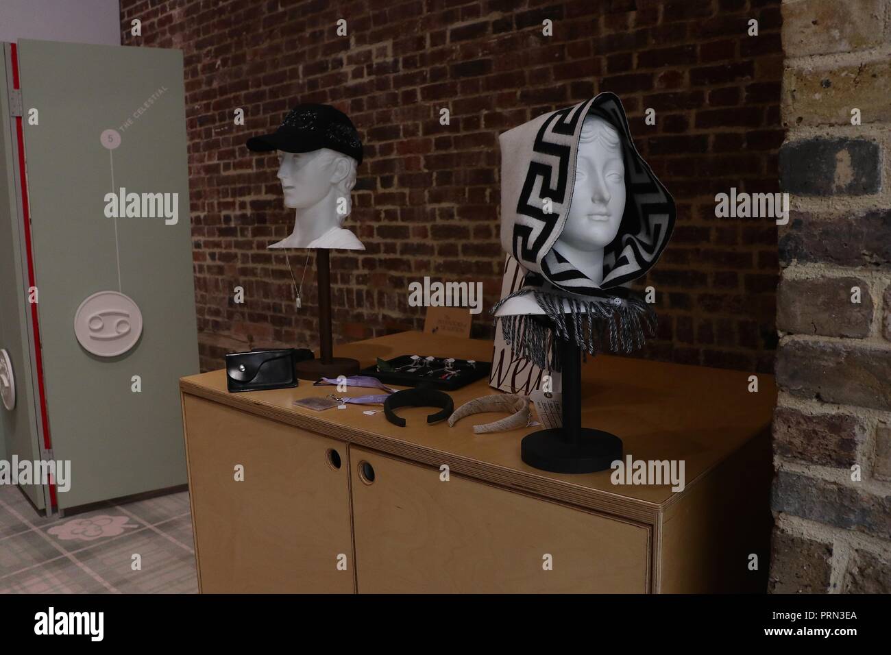 Zoe able hi-res stock photography and images - Alamy