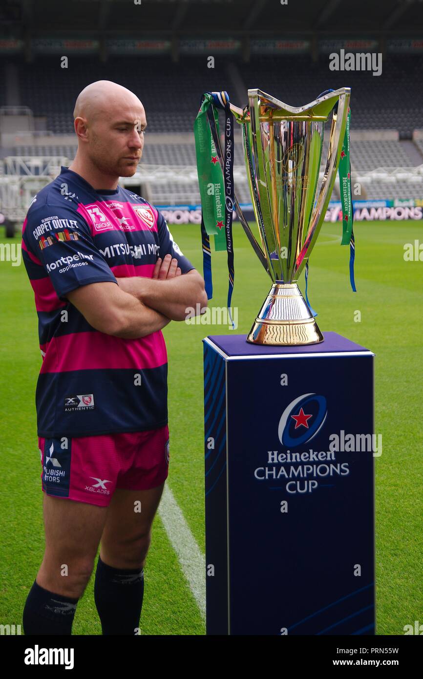 Gloucester rugby club hi-res stock photography and images - Alamy