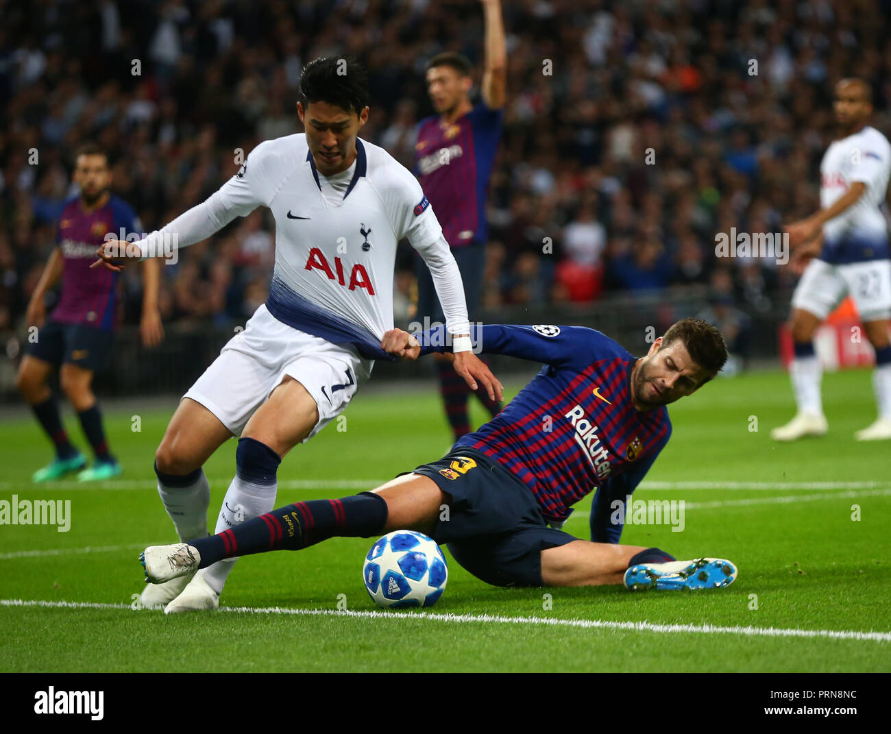 Gerard pique news fc barcelona hi-res stock photography and images - Alamy