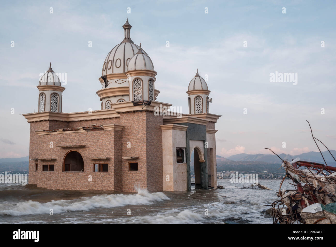 Palu, Central Sulawesi, Indonesia. 3rd Oct, 2018. The Landmark Arkam ...