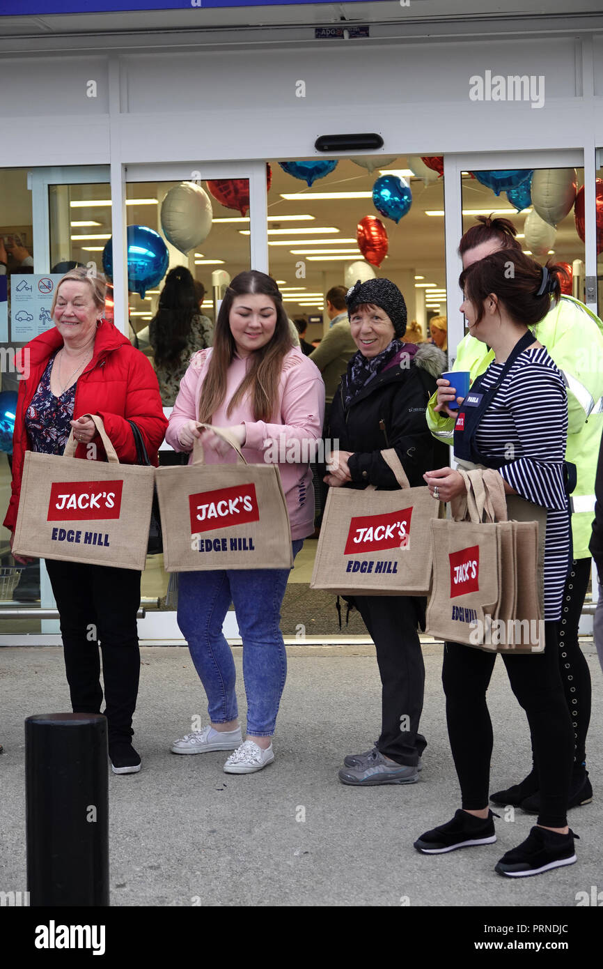 Tesco jacks hi-res stock photography and images - Alamy