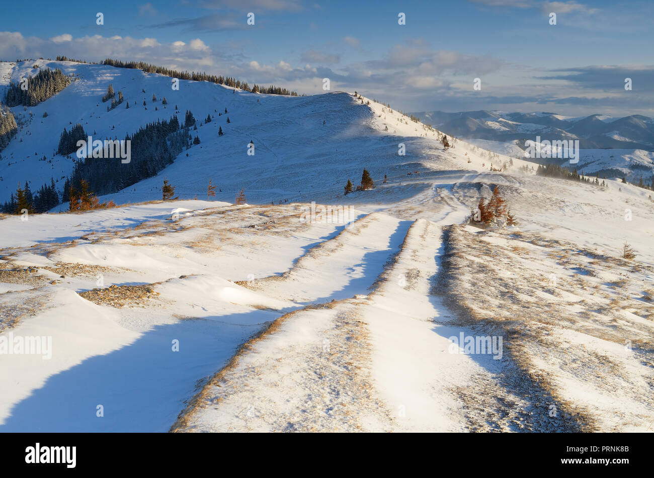 Strong wind in the mountains hi-res stock photography and images - Alamy