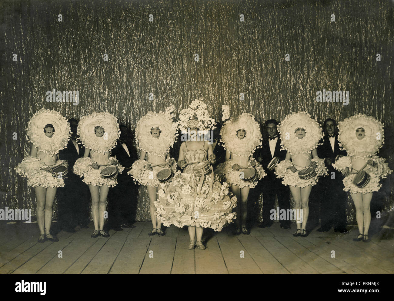 1920s theatre stage hi-res stock photography and images - Alamy