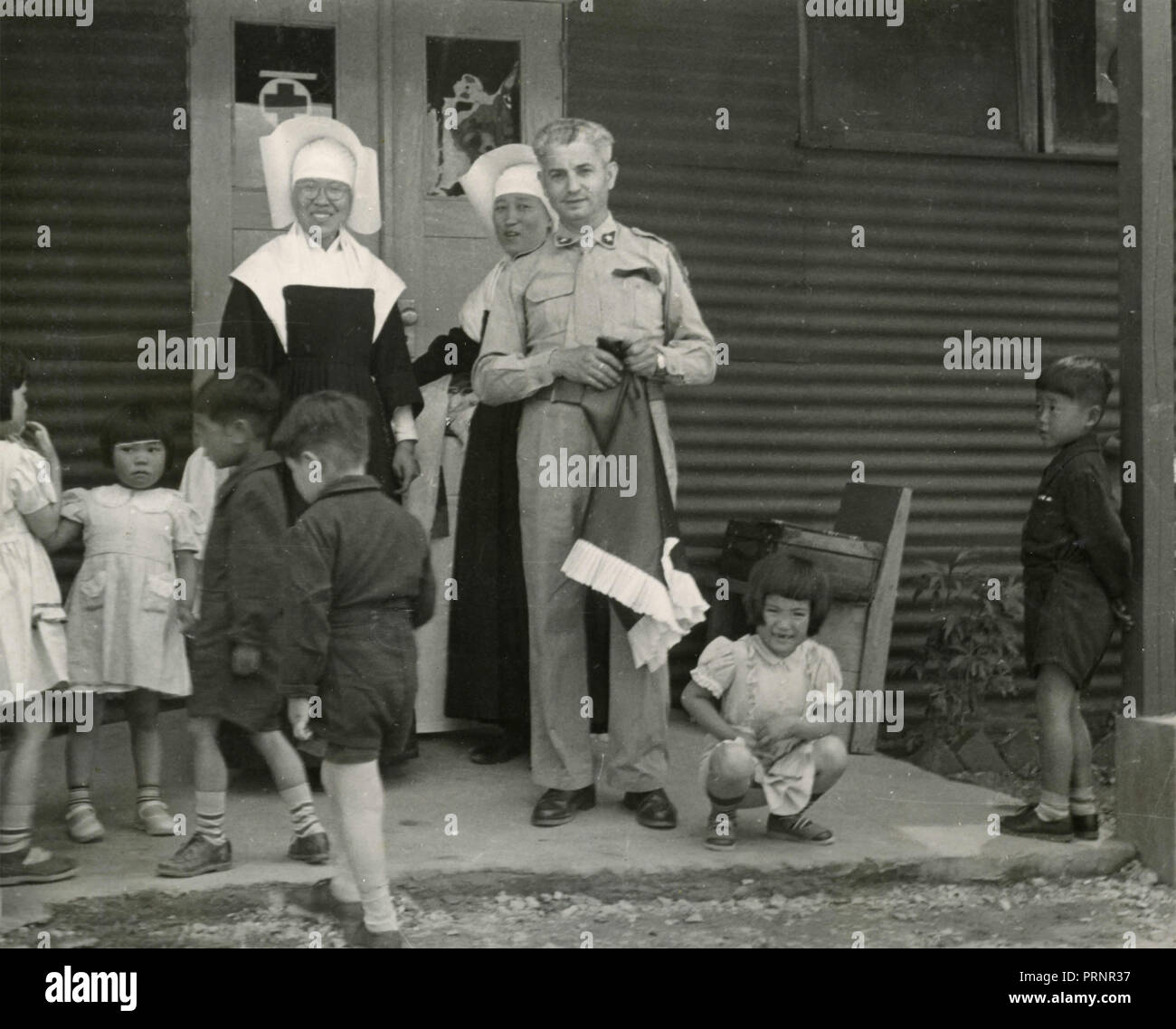Korean nuns at the Italian Red Cross Children hospital, Yong Dong Po ...