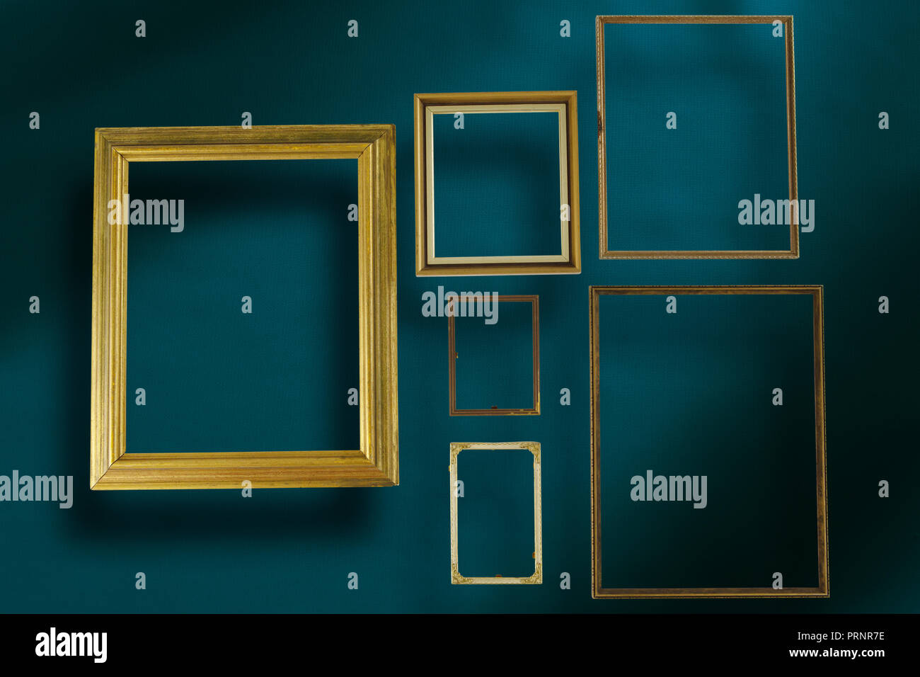 Empty photo frame Stock Photo - Alamy