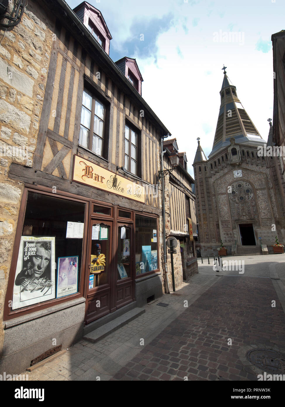 The beautiful, historic town of Domfront in Normandy Stock Photo - Alamy