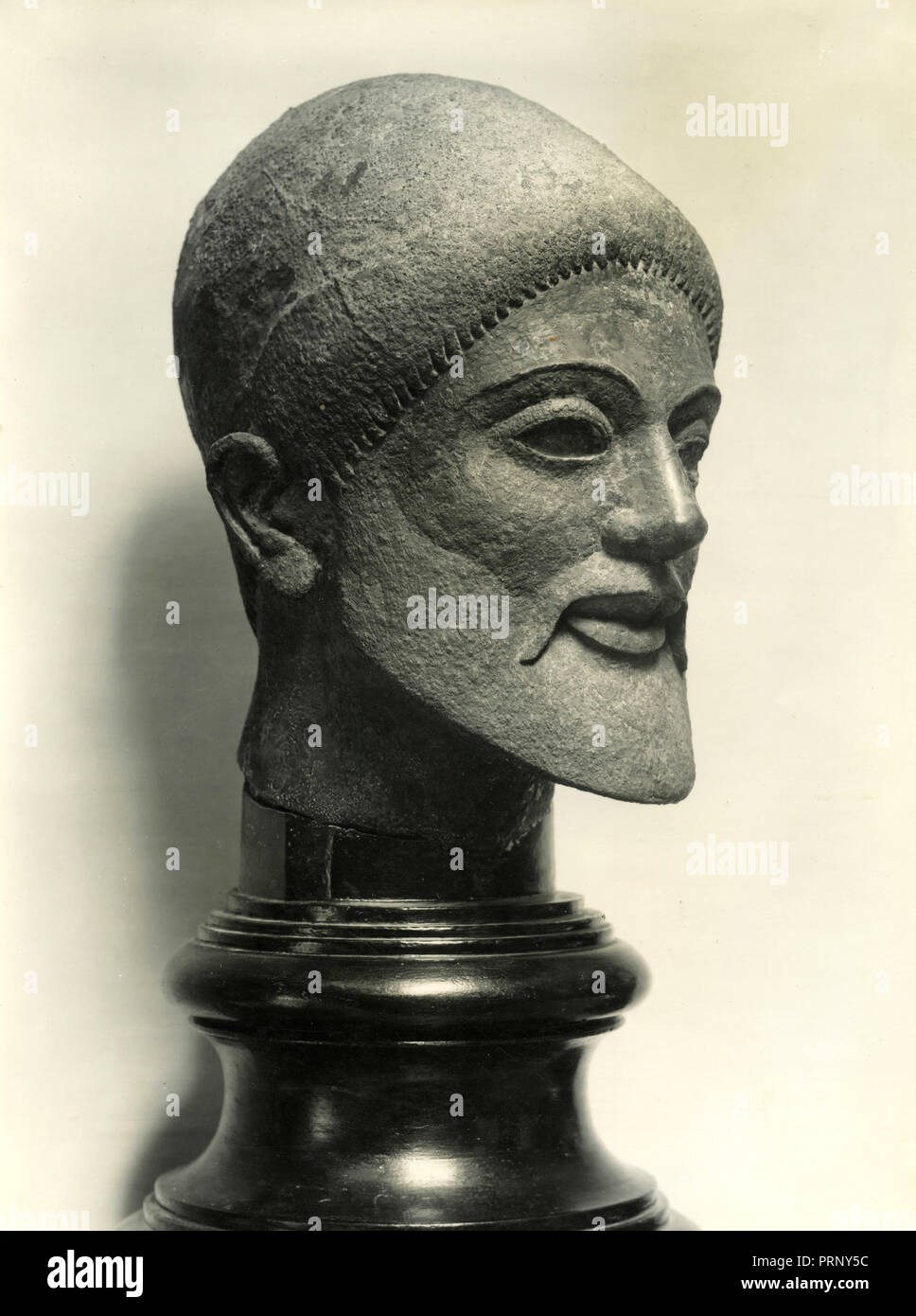 Archaic marble head of man, Greece 1930s Stock Photo - Alamy