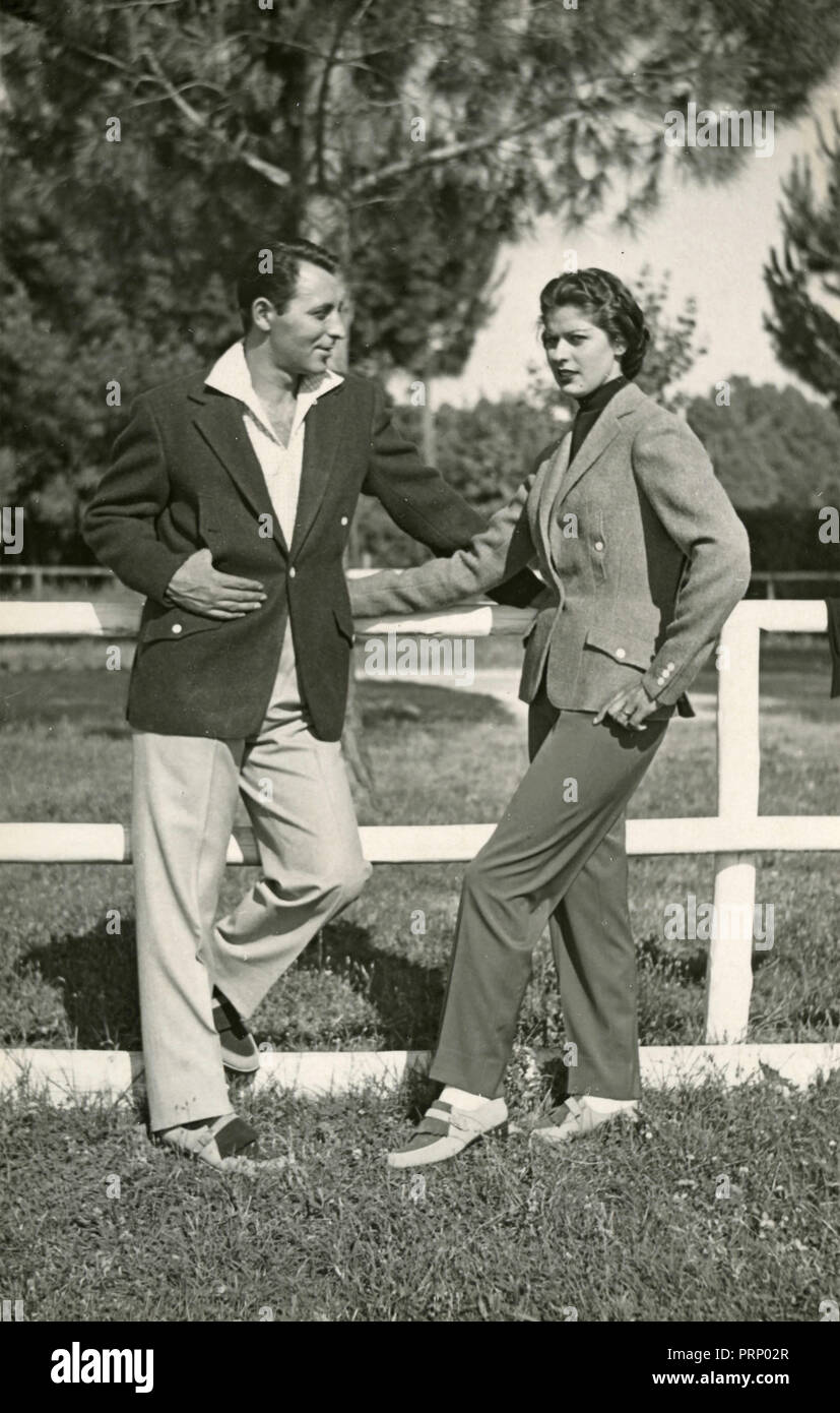 1950s fashion hi-res stock photography and images - Alamy