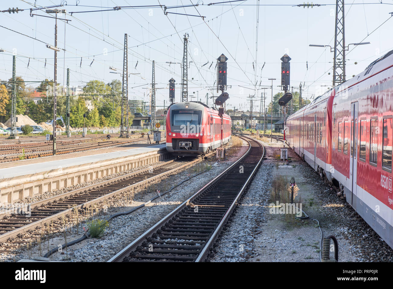 Zug bahn hi-res stock photography and images - Alamy