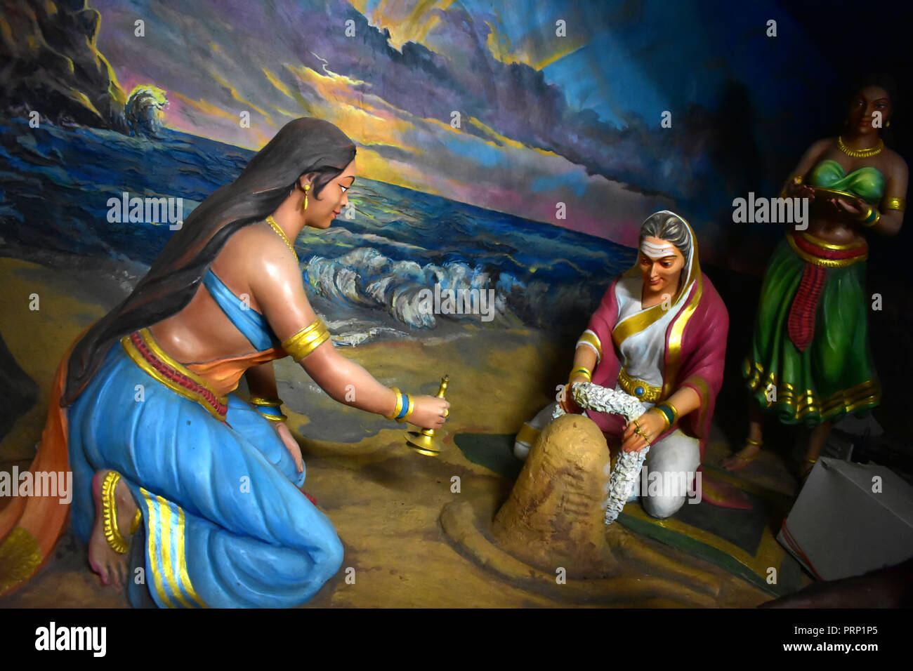 Murudeshwar temple hi-res stock photography and images - Alamy