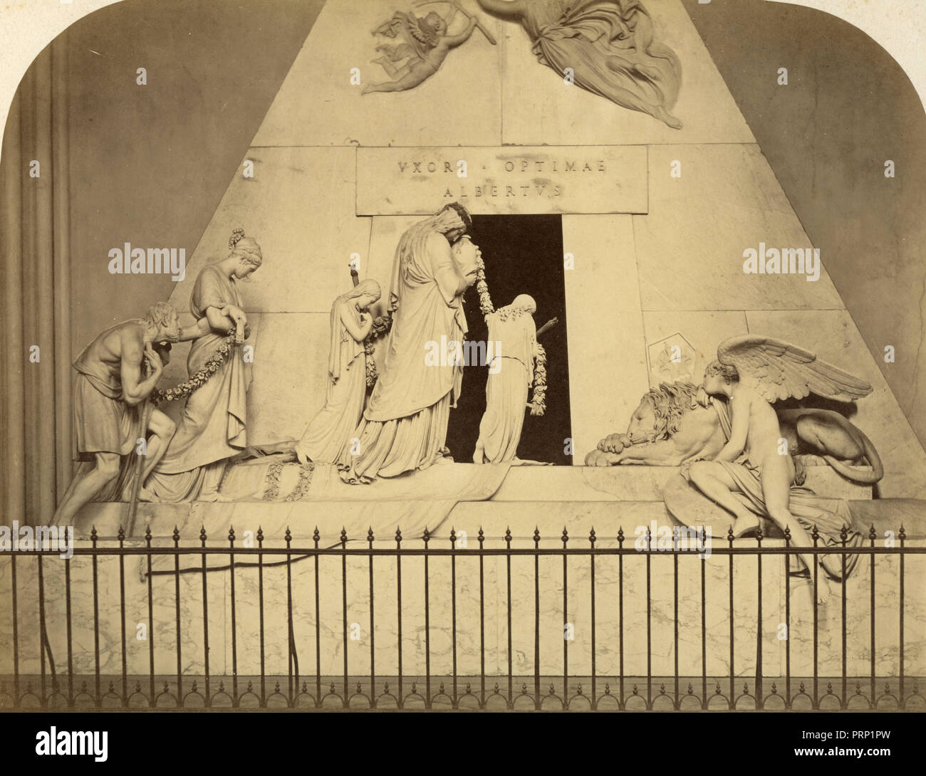 Canova tomb hi-res stock photography and images - Alamy