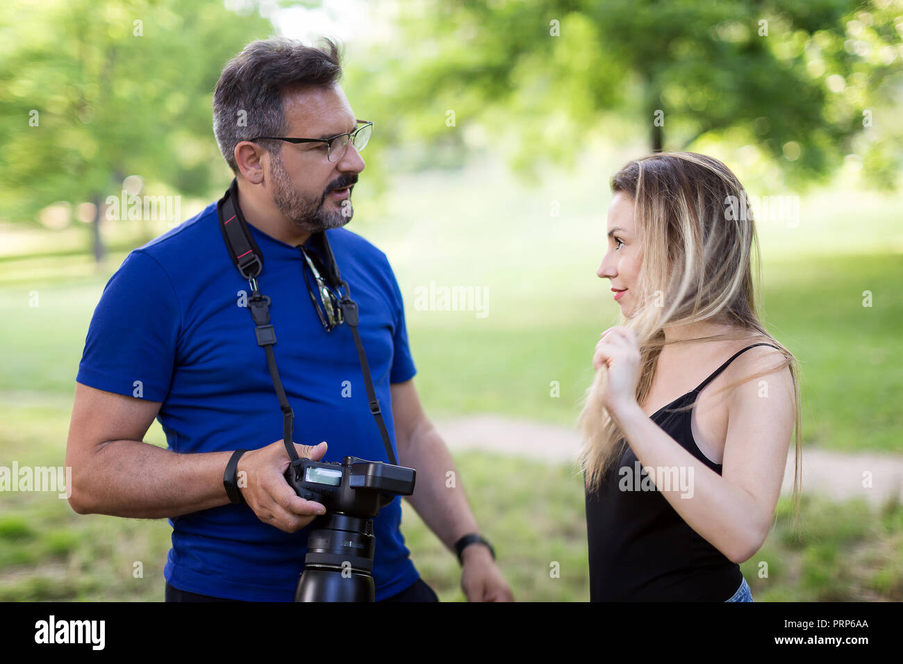 Model photo shoot backstage hi-res stock photography and images - Alamy