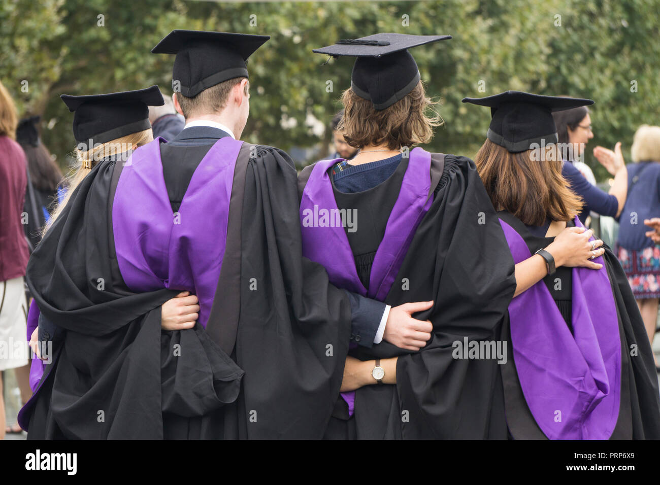 Graduating from university uk hi-res stock photography and images - Alamy