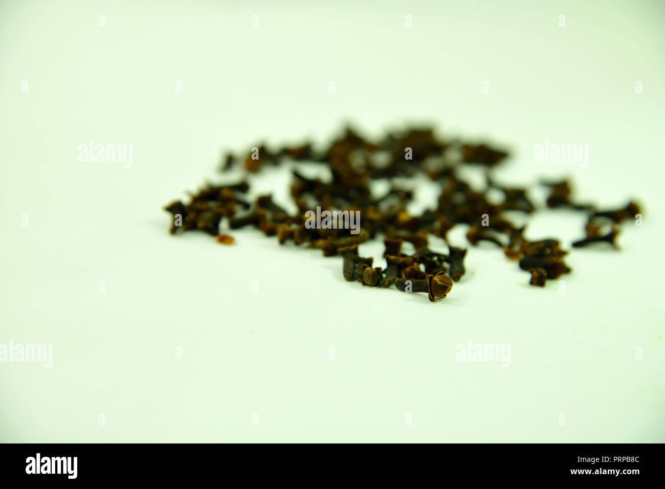 Indian spices- cinnamon, Cardamom, Mace, Fennel Seeds/ Sweet Cumin ...