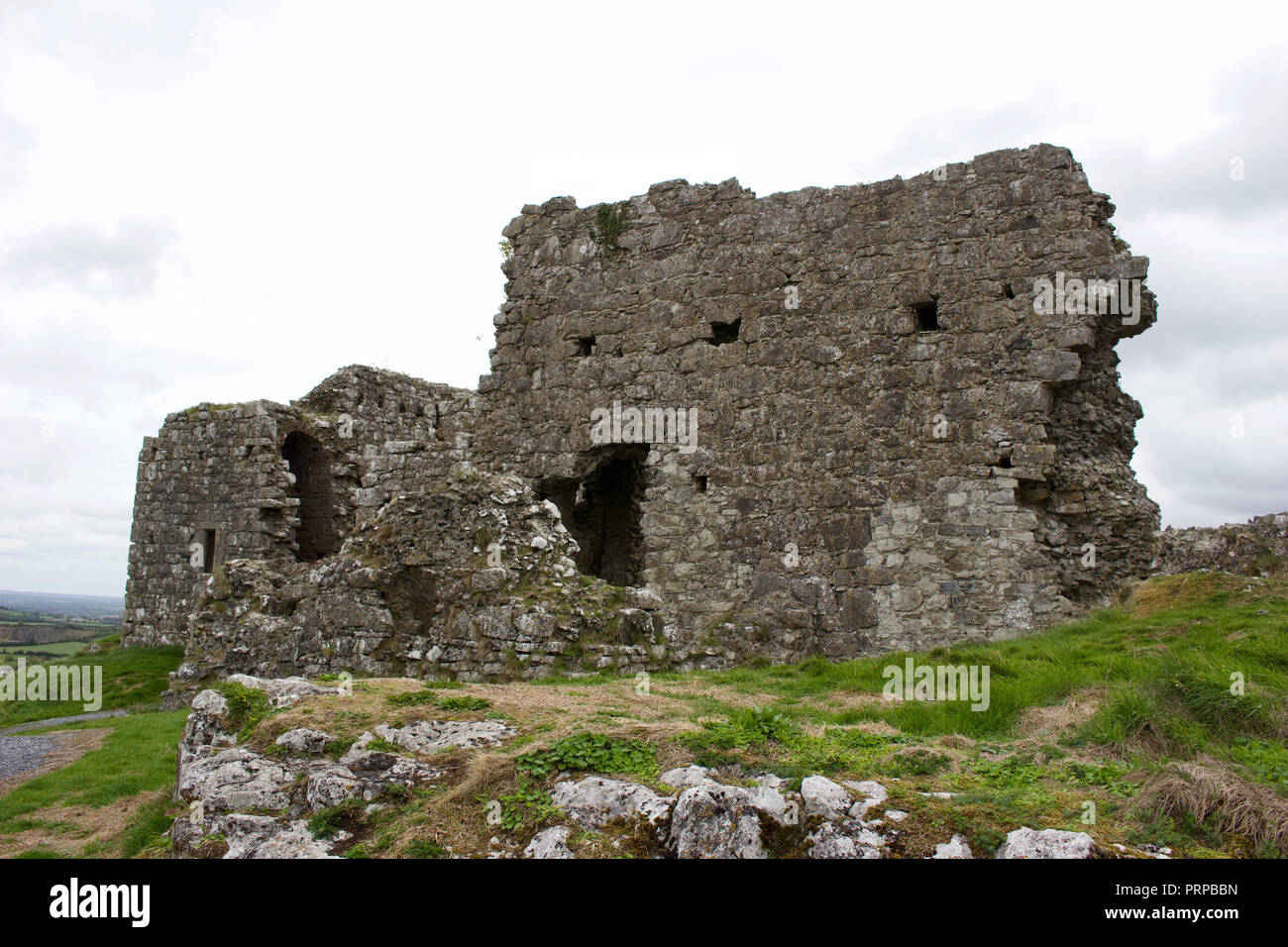 Hillside view of medieval castle ruins in Ireland (Rock of Dunamase ...