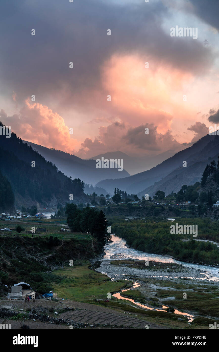 Tourism and travel in the north of Pakistan, Naran, through the ...