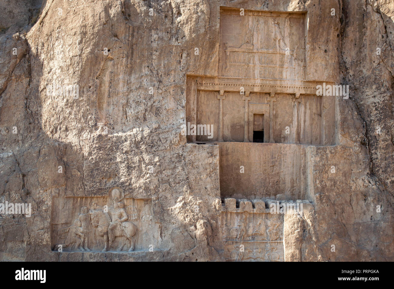 Tomb of xerxes hi-res stock photography and images - Alamy