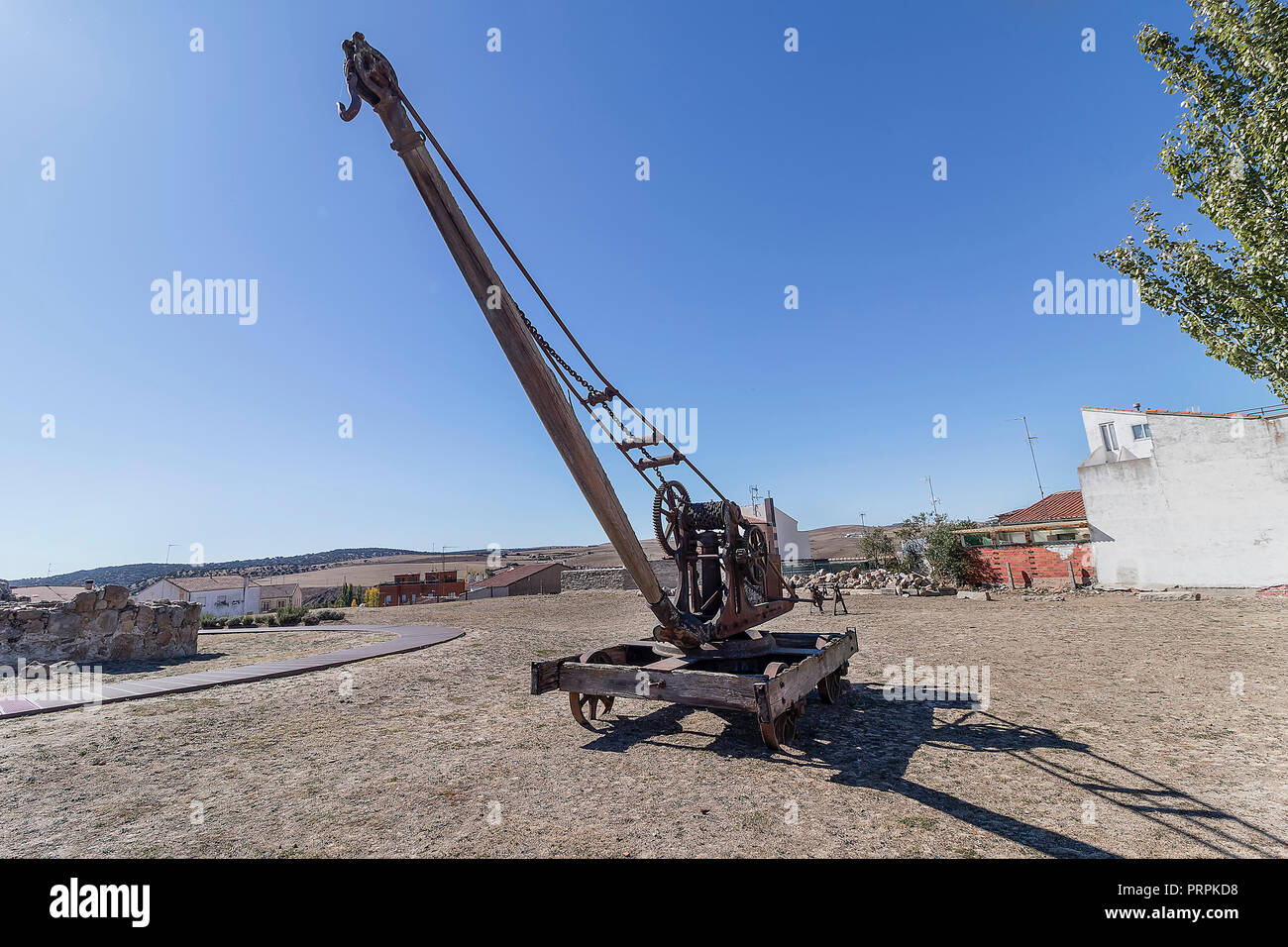 Old stone quarry crane hi-res stock photography and images - Alamy