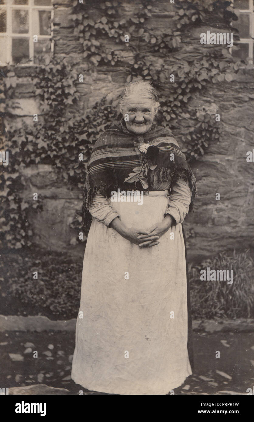 Granny vintage hi-res stock photography and images - Alamy